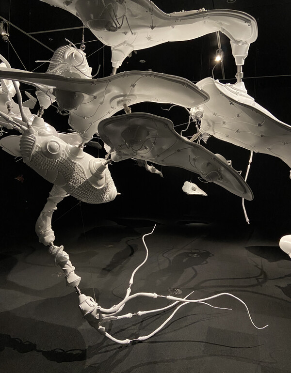 Hans Arp and Lee Bul | Memo
